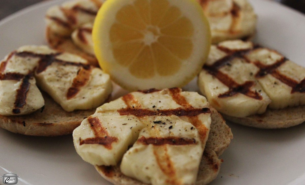 Grilled halloumi cheese and flatbread – Constantly Cooking with Paula Roy