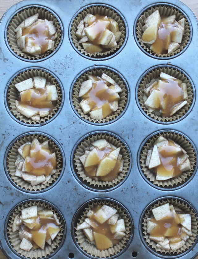 Mini shortbread apple tarts with salted caramel – Constantly Cooking ...