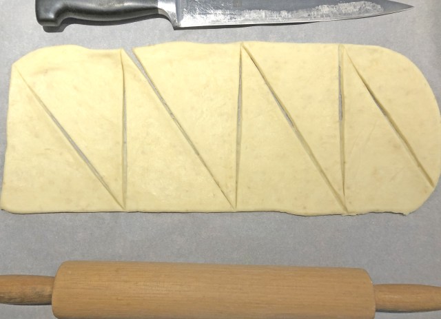 Old-fashioned crescent rolls – Constantly Cooking with Paula Roy